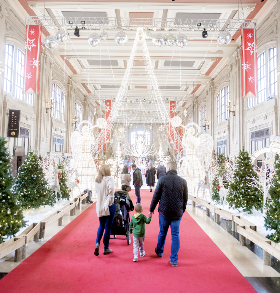 Holiday Reflections - Uncover KC